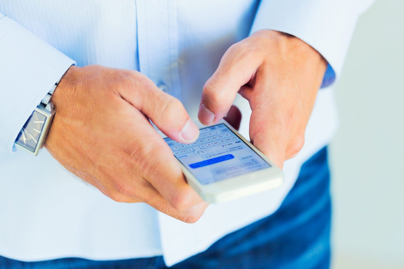 Real Estate Agents Who Counteroffer Via Text Message Are Doing It All