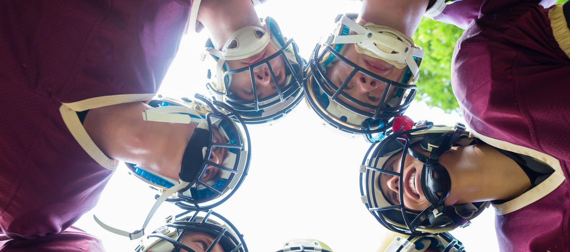 Huddle Up: How To Make Your Daily Sales Meetings More Valuable - Inman