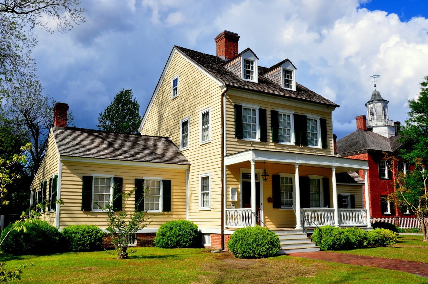 Bungalow Home, Cottage, Or Colonial? The Agent’s Architectural House ...
