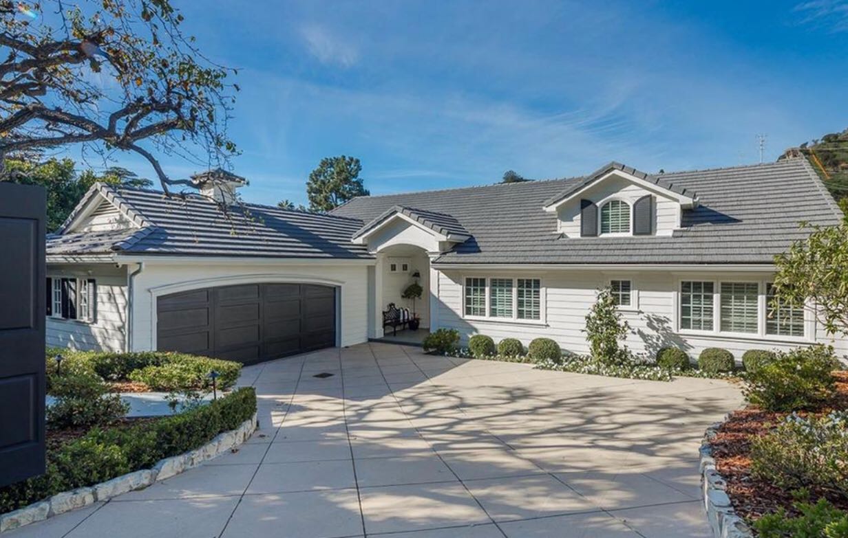 Buy Emma Stone’s Adorable Hollywood Home For Just $3.89M - Inman