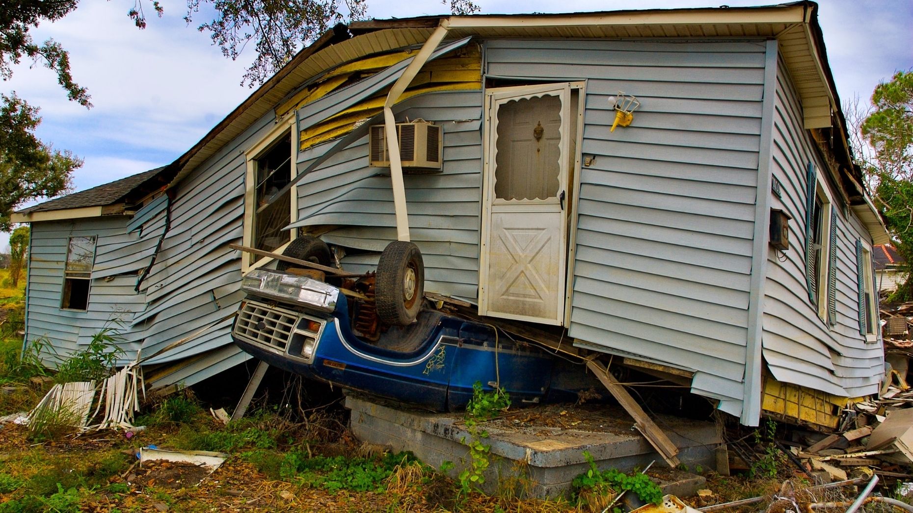 293,685 Homes At Risk With Hurricane Delta Storm Surge Looming - Inman