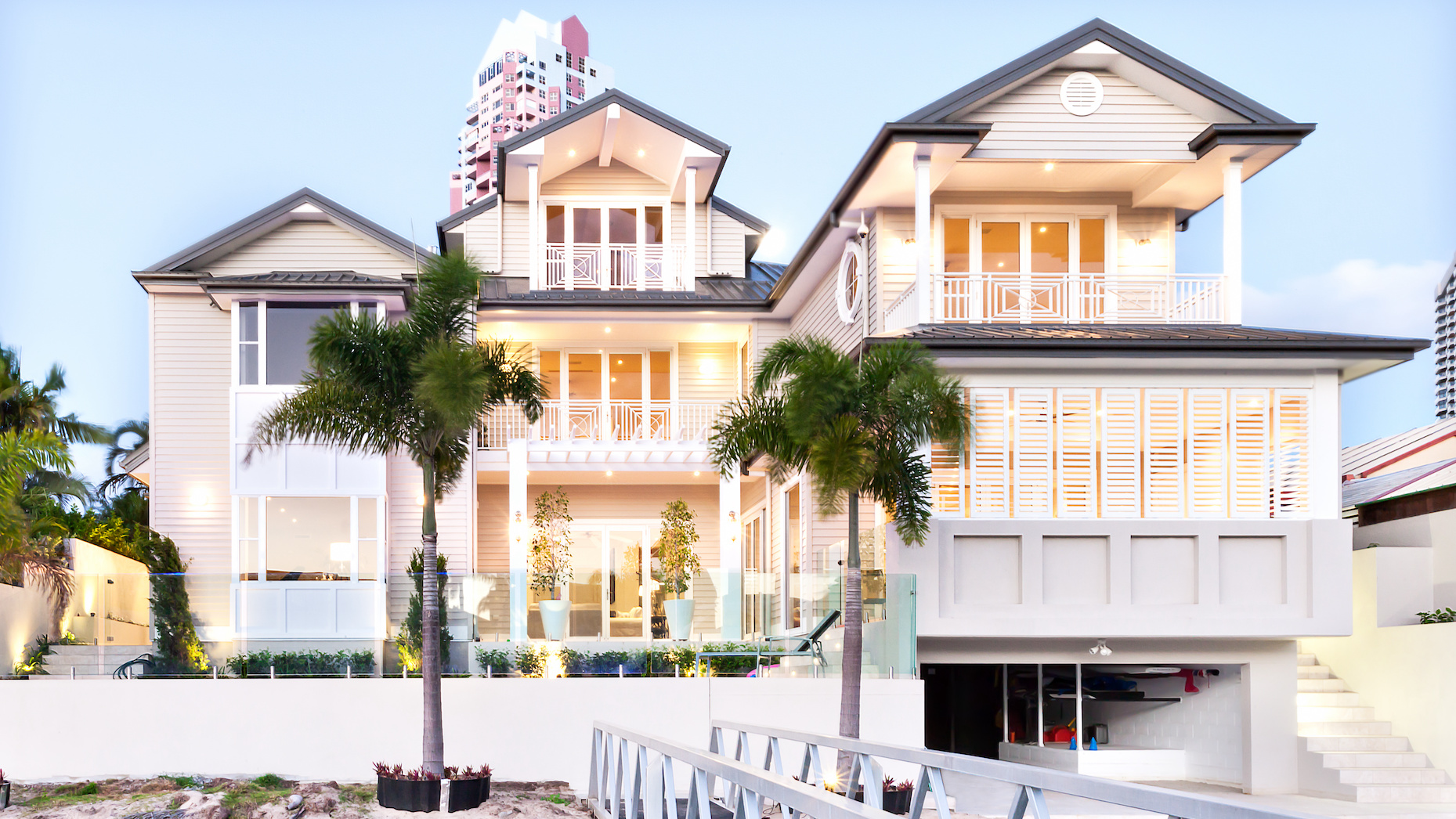 Buying and selling vacation homes - Inman