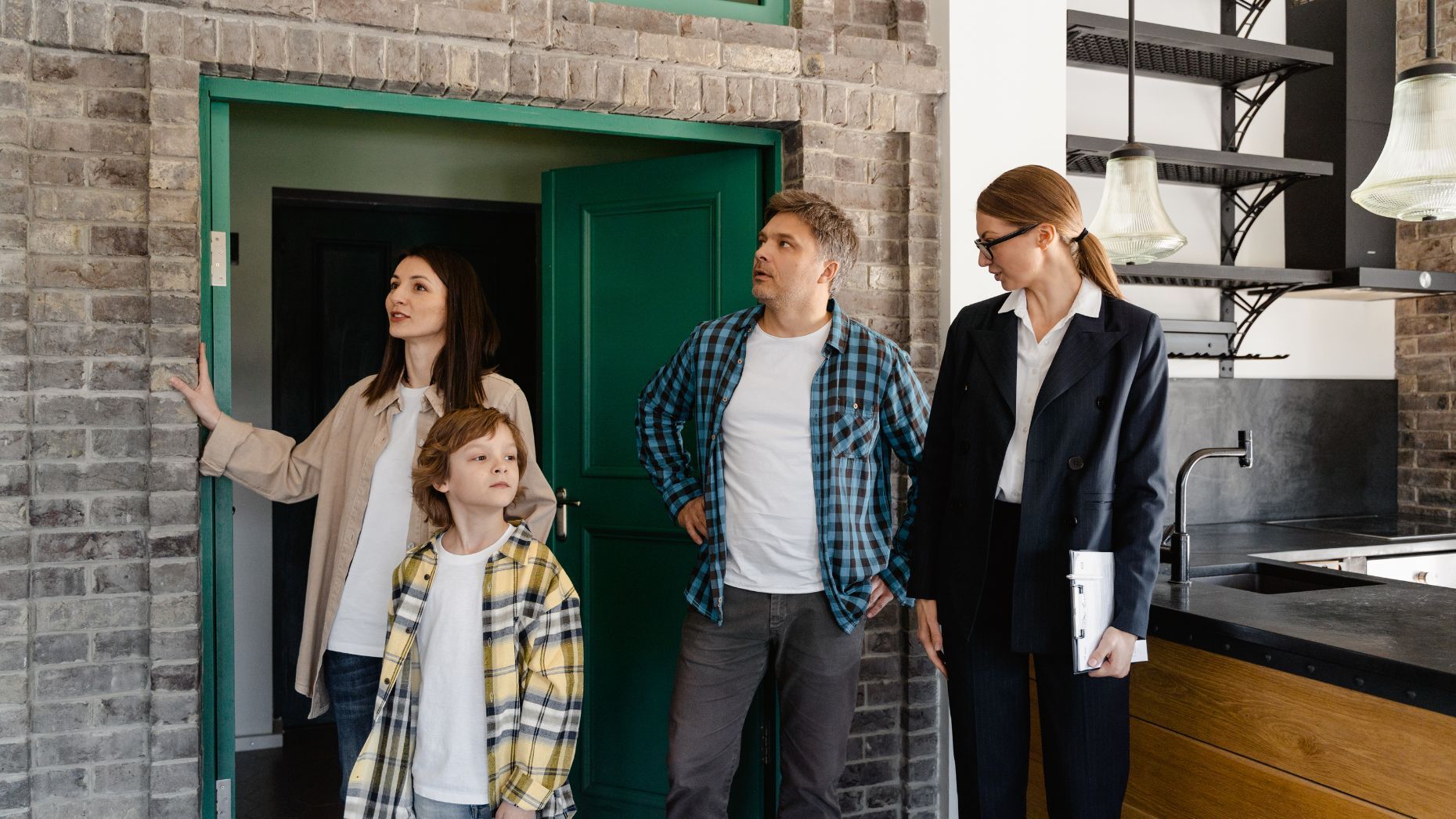 How Safe Are You? 17 Essential Safety Tips For Real Estate Agents - Inman